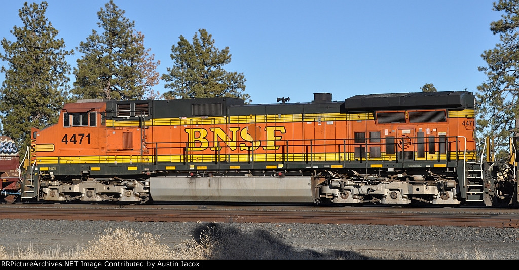 BNSF 4471